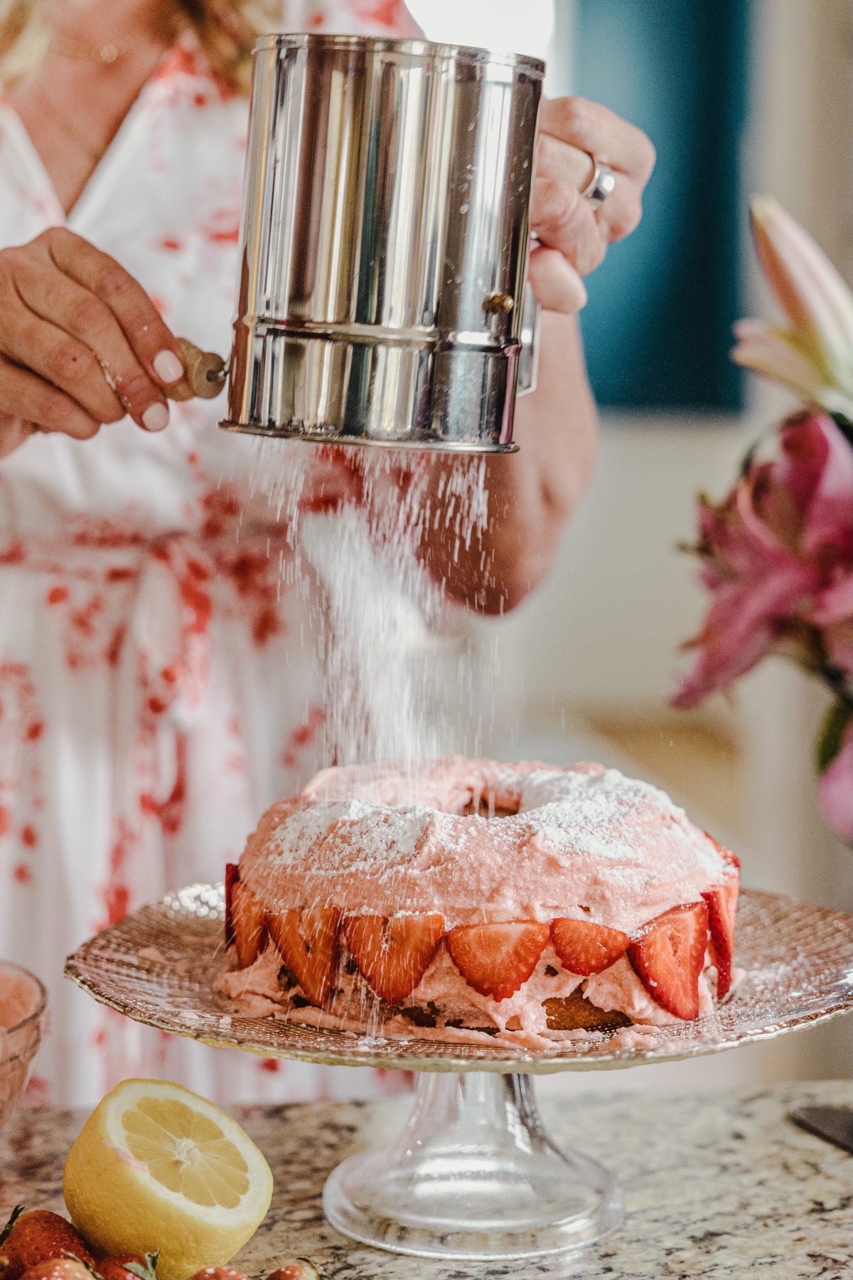 Aldi 7Up Cake with Strawberry Lemon Frosting – SHE'S BECOMING DOMESTIC